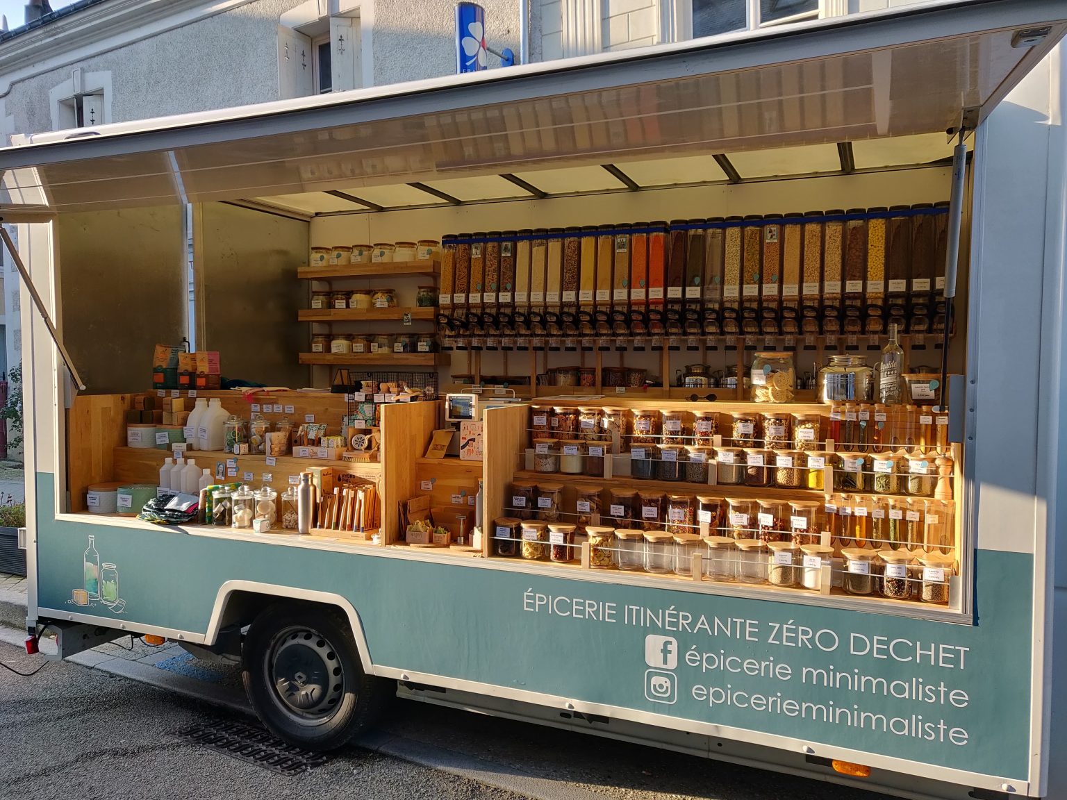 Mini ma liste, l'épicerie itinérante 100 % Bio, Zéro déchet et produits ...