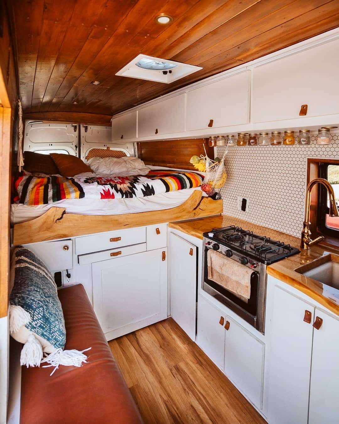Inspiration van tour : 16 idées d'aménagement intérieur qui font rêver